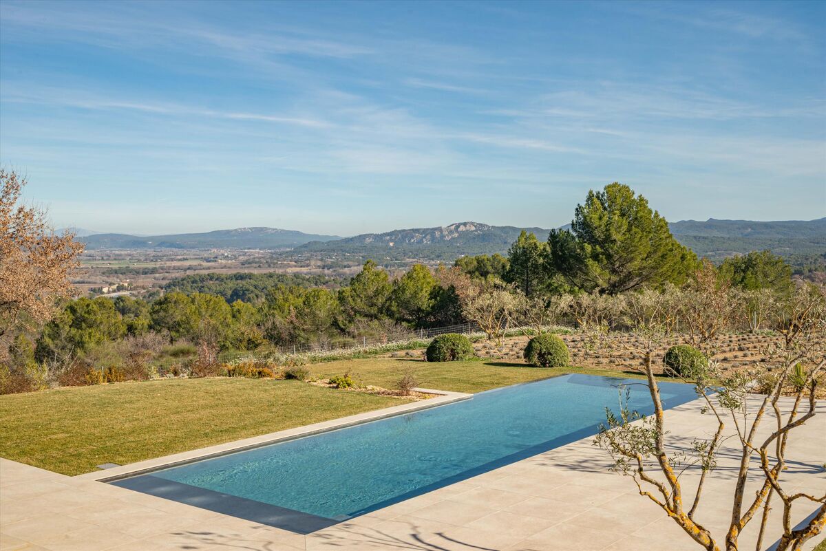 house for sale in Aix-en-Provence, Bouches-du-Rhône, Provence-Alpes ...