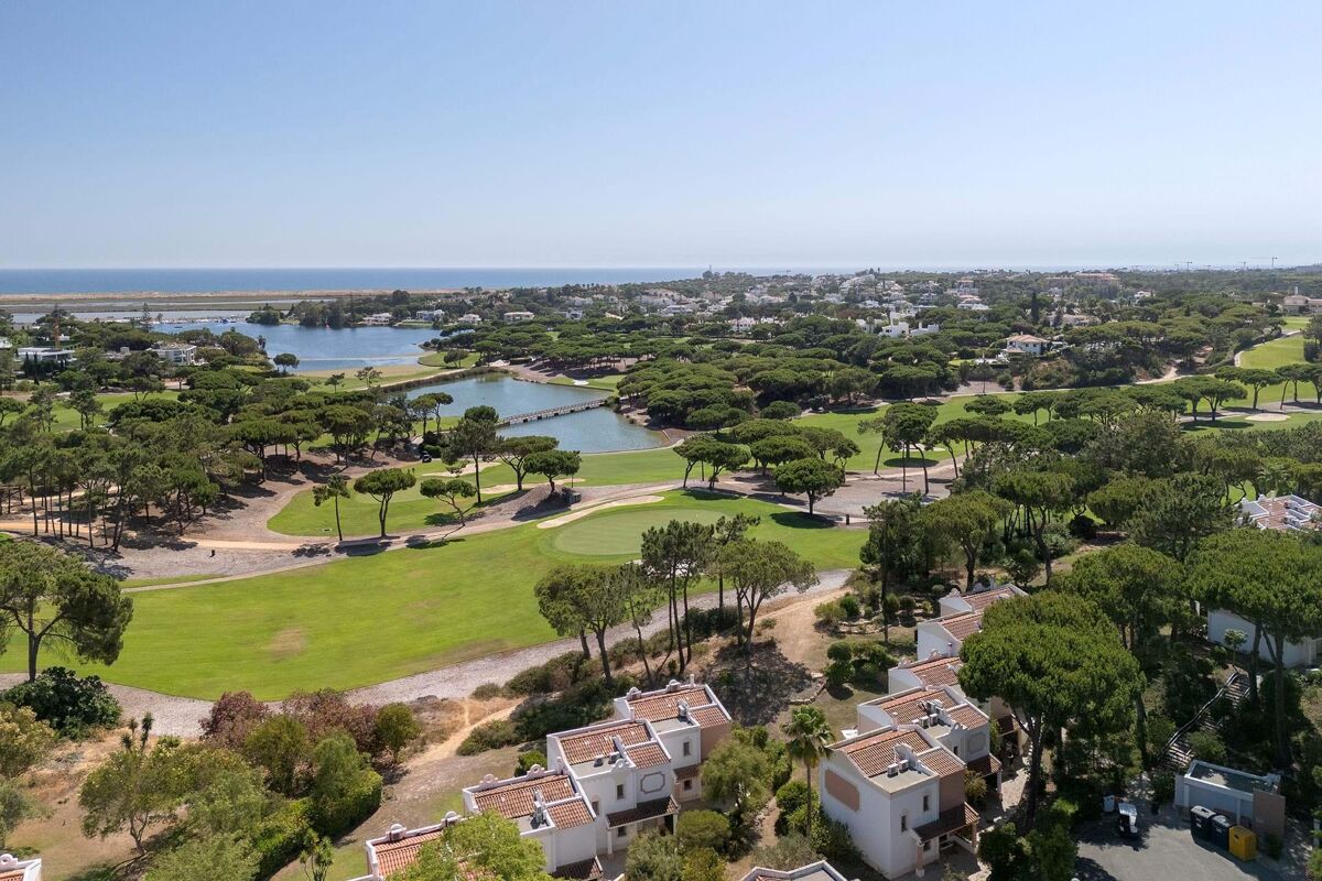 villa for sale in Vilar do Golf, Quinta do Lago, Algarve - rsi012511068 ...