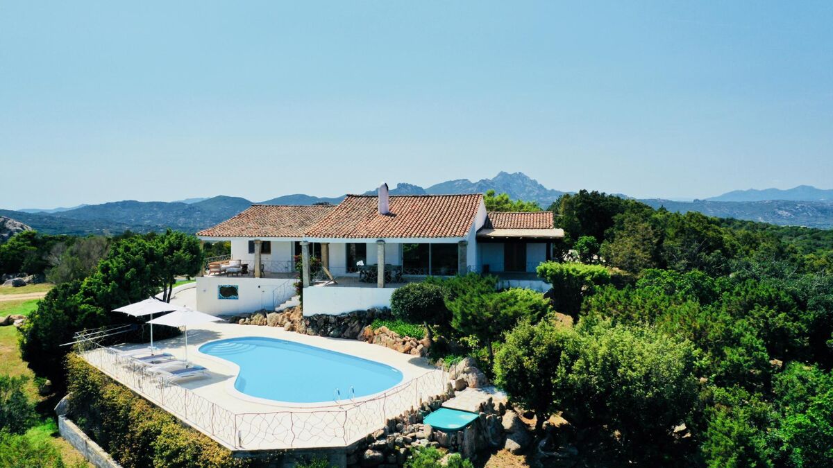 villa for sale in Porto Cervo, Sardinia - rsi012517426 | Knight Frank ...