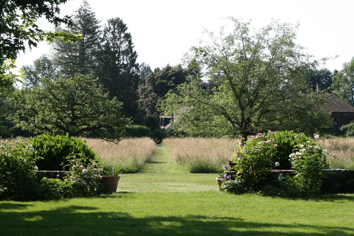 villa for sale in Tolochenaz, Lausanne, Vaud - rsi012536622 | Knight ...