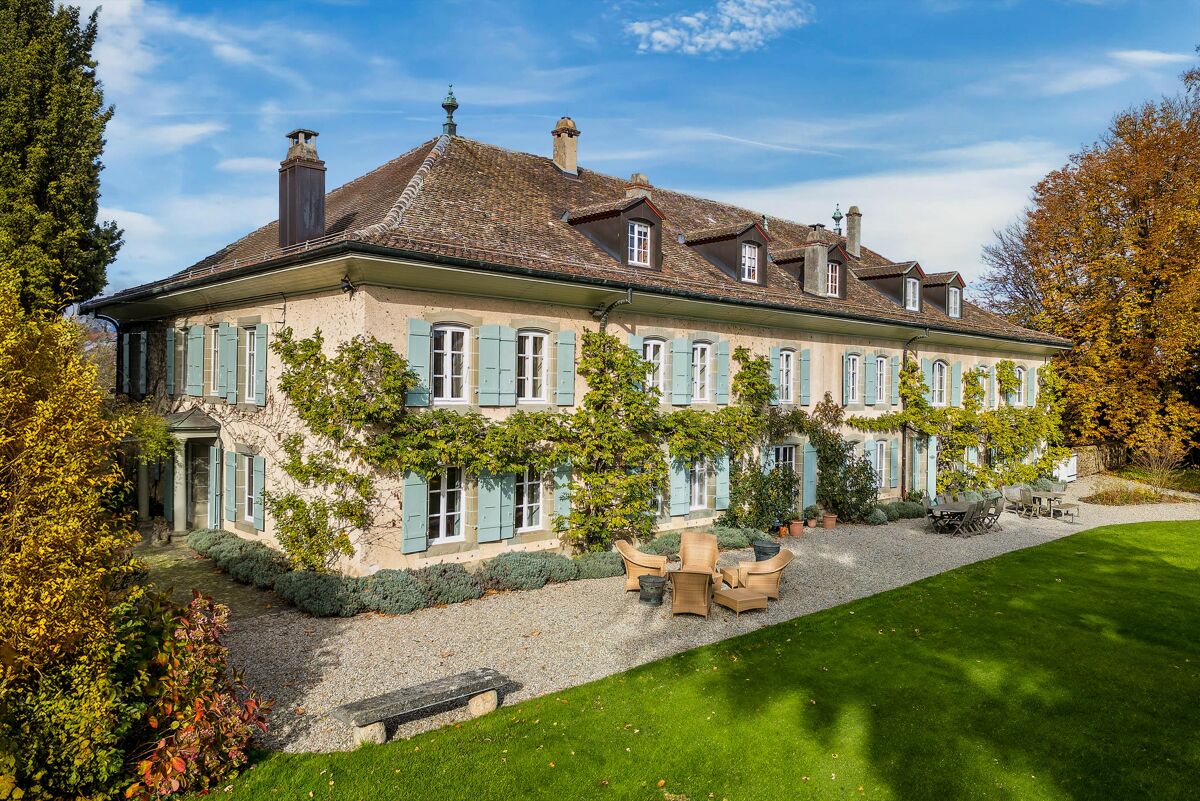 villa for sale in Tolochenaz, Lausanne, Vaud - rsi012536622 | Knight ...