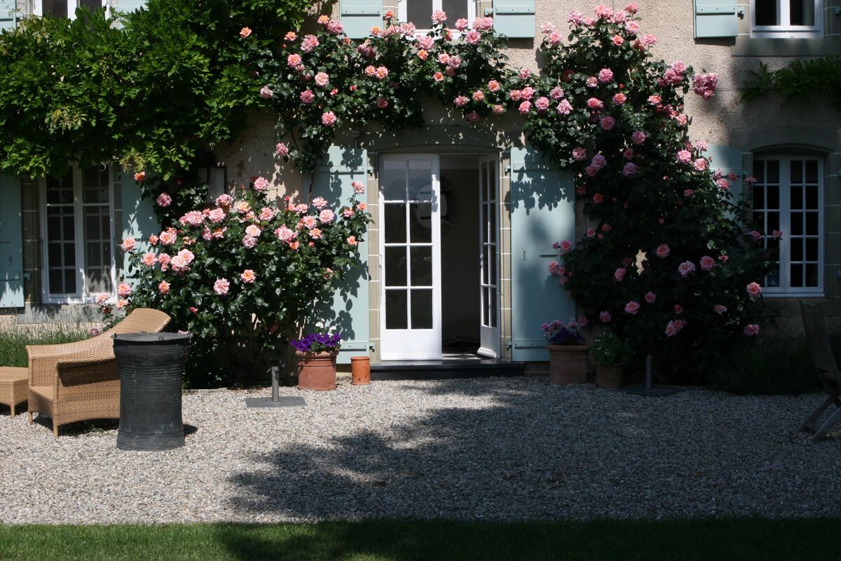 villa for sale in Tolochenaz, Lausanne, Vaud - rsi012536622 | Knight ...