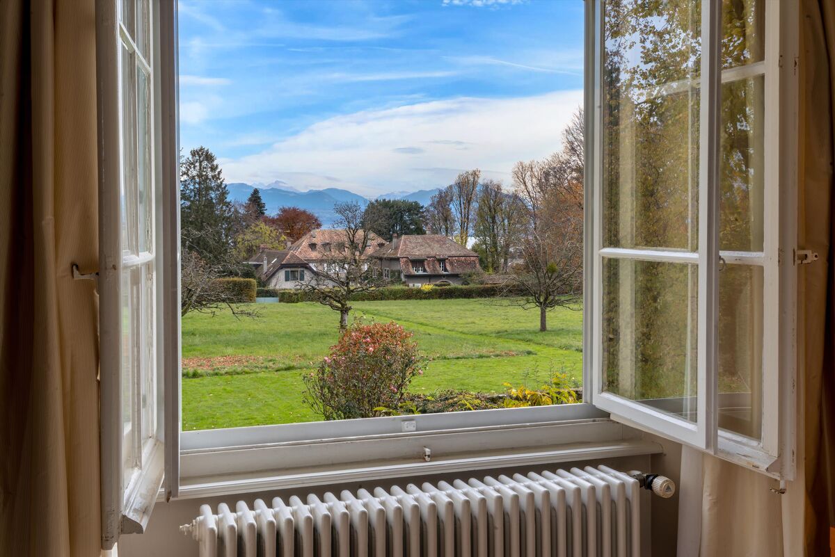 villa for sale in Tolochenaz, Lausanne, Vaud - rsi012536622 | Knight ...