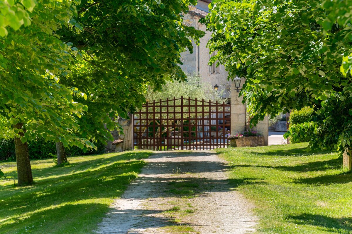 chateau for sale in Homps, Gers, Midi-Pyrénées - rsi012590288 | Knight ...