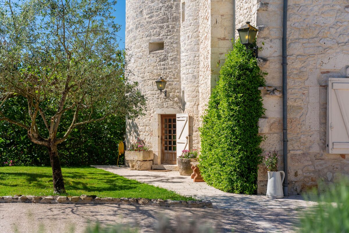 chateau for sale in Homps, Gers, Midi-Pyrénées - rsi012590288 | Knight ...