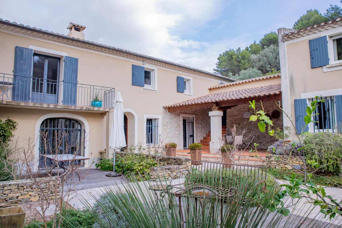 farmhouse for sale in Séguret, Vaucluse, Provence-Alpes-Côte d'Azur ...
