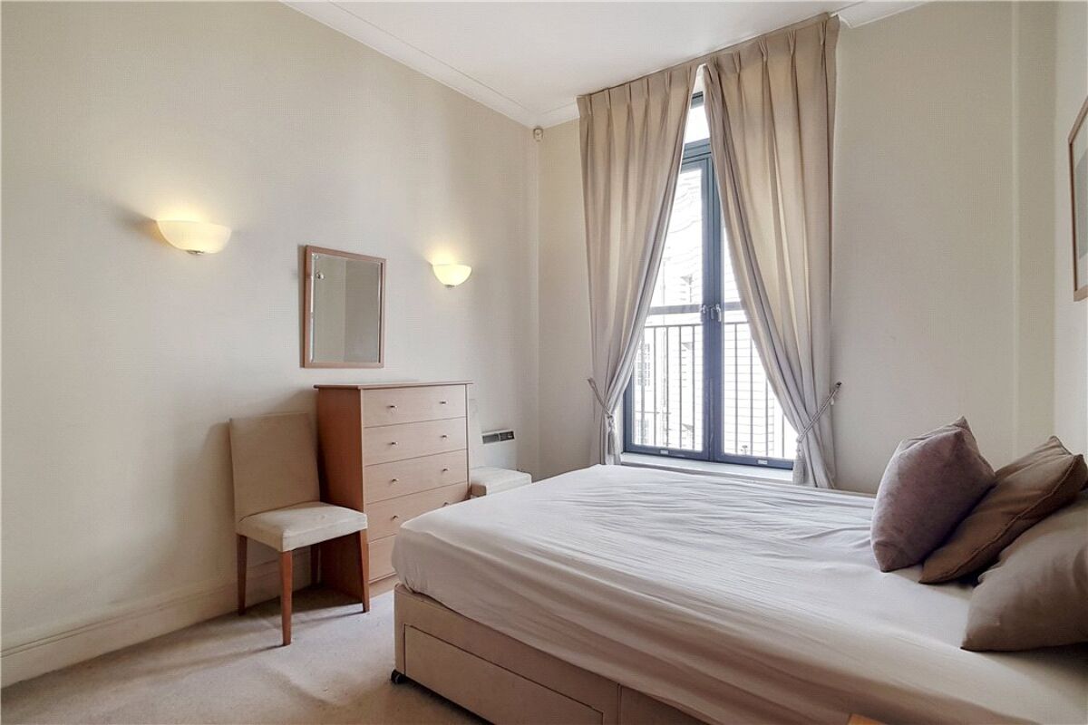 flat for sale in West Block, Forum Magnum Square, County Hall, London ...