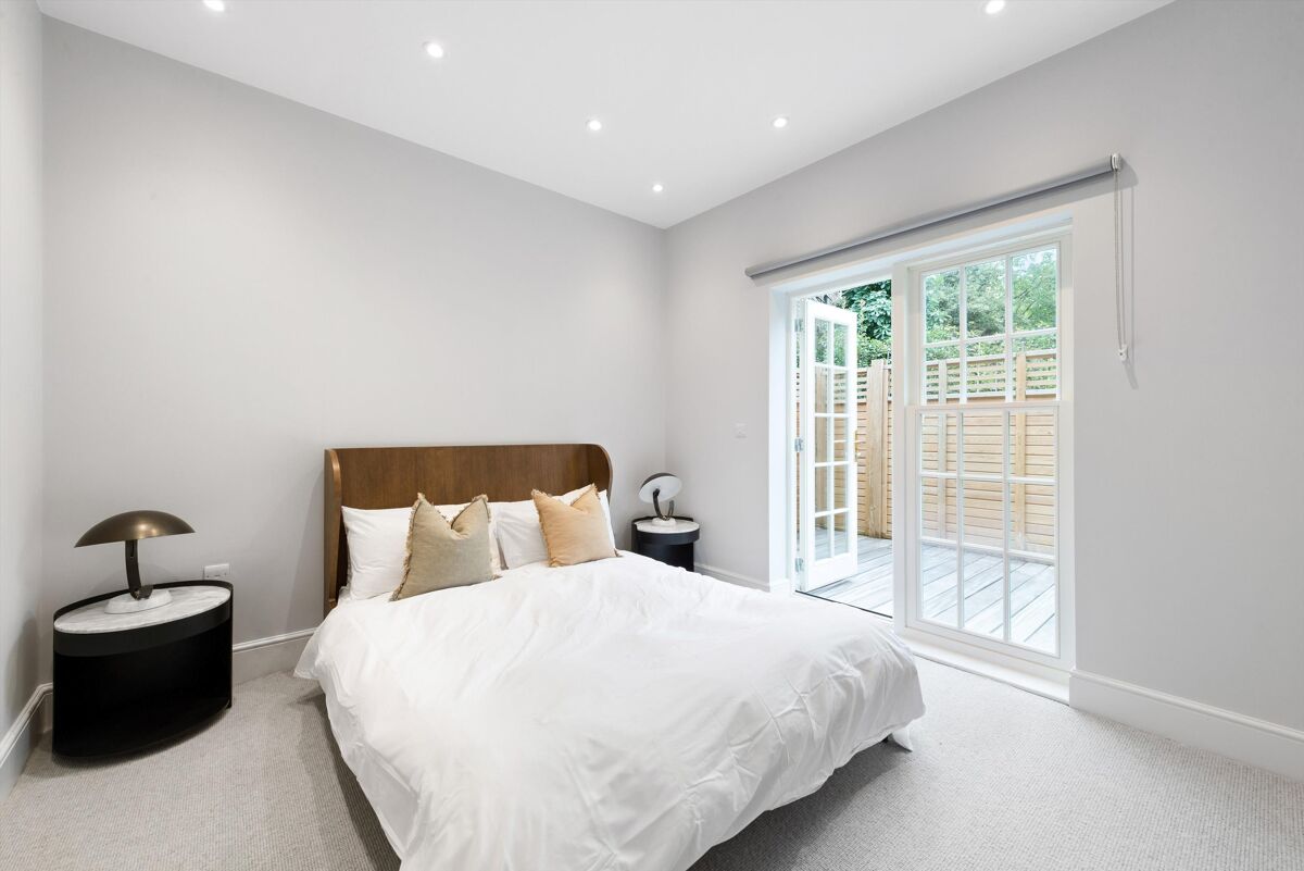 flat for sale in Kennington Lane, London, SE11 - sbk012129613 | Knight ...
