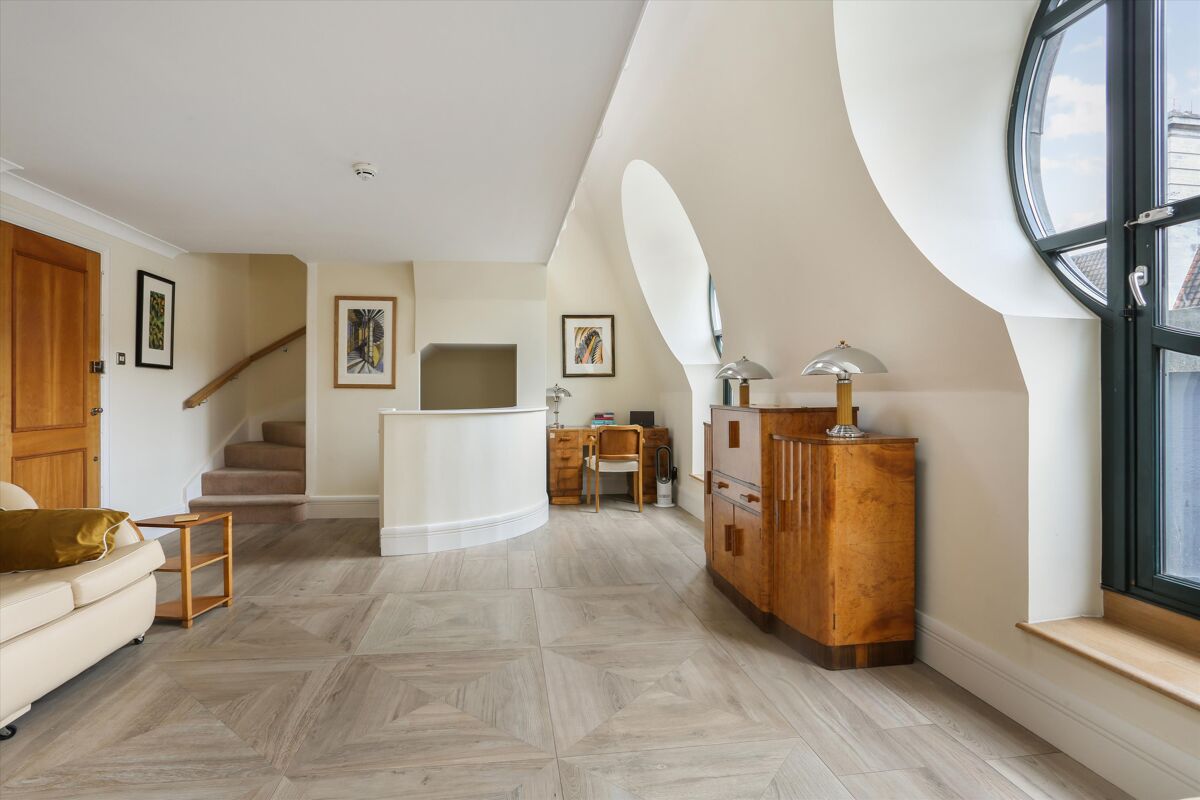 flat for sale in Forum Magnum Square, London, SE1 - sbk012224262 ...