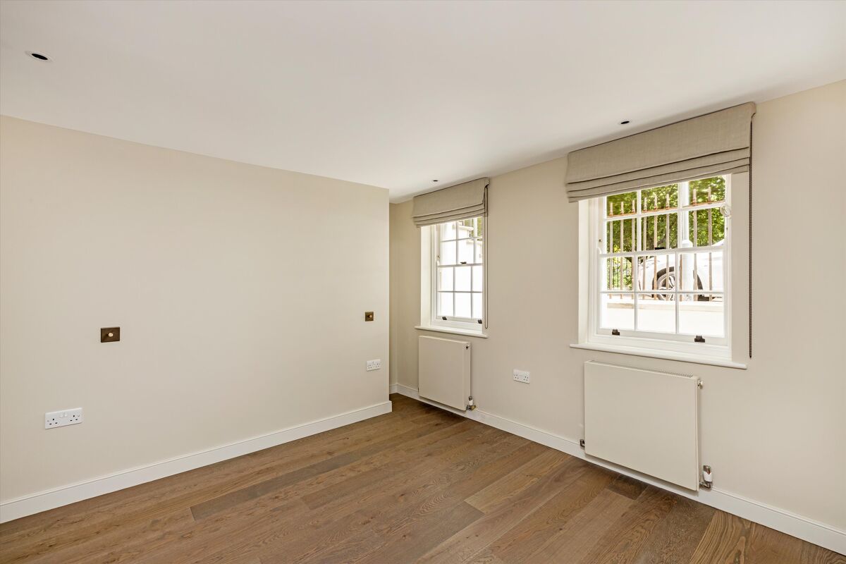 house for sale in West Square, London, SE11 - SBK012273810 | Knight Frank