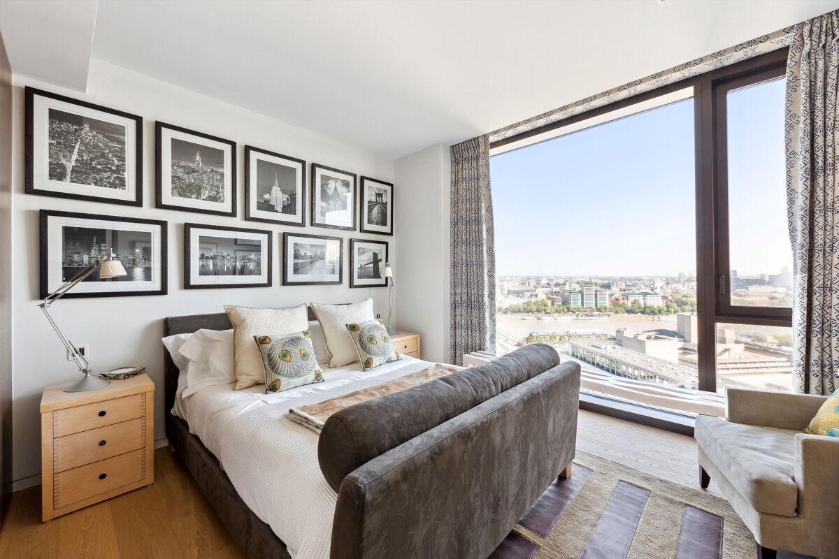 flat for sale in Casson Square, London, SE1. - sbk012342057 | Knight Frank