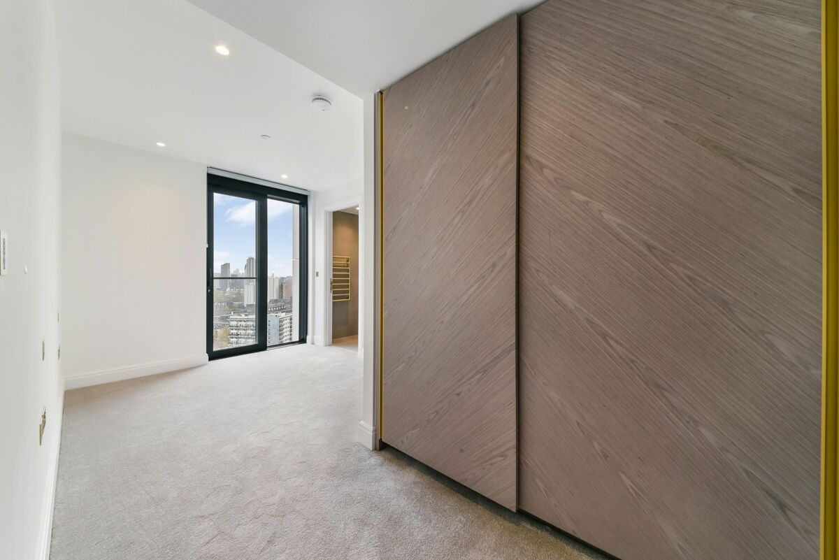 flat to rent in The Dumont, Albert Embankment, London, SE1 ...