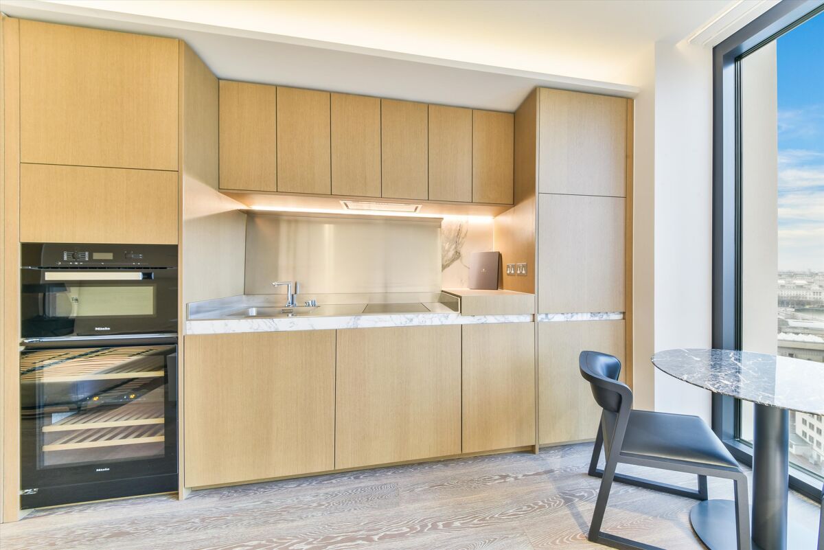 Flat to rent in Casson Square, Southbank, London, SE1 - sbq012370227 ...