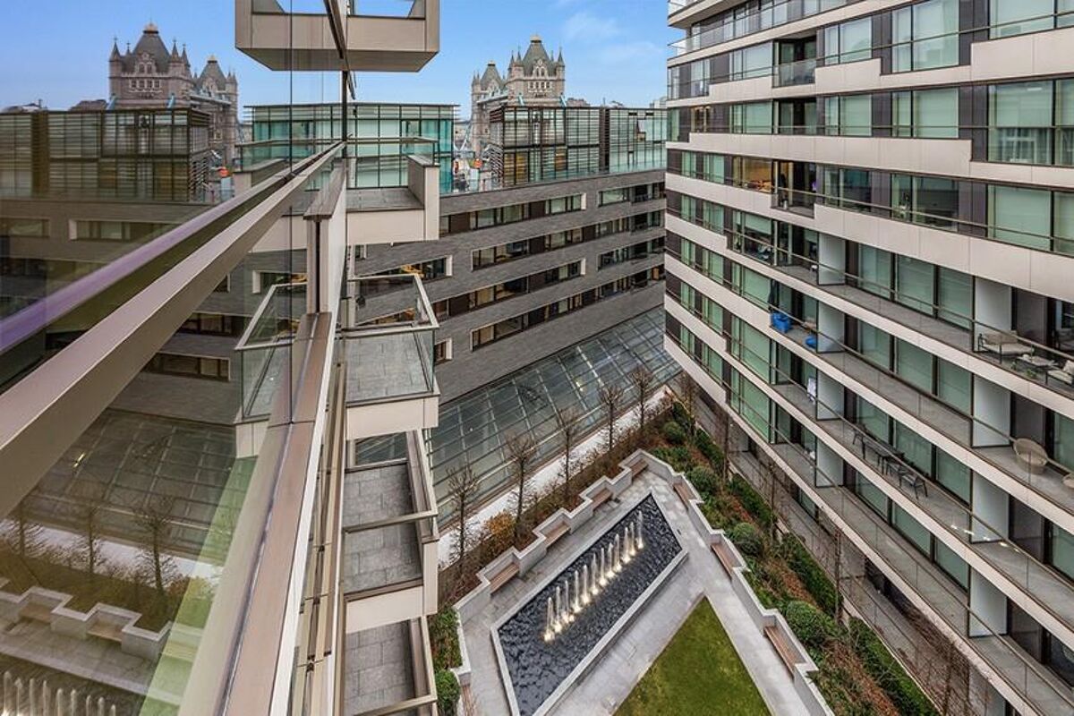 flat to rent in Earl's Way, One Tower Bridge, London, SE1 ...