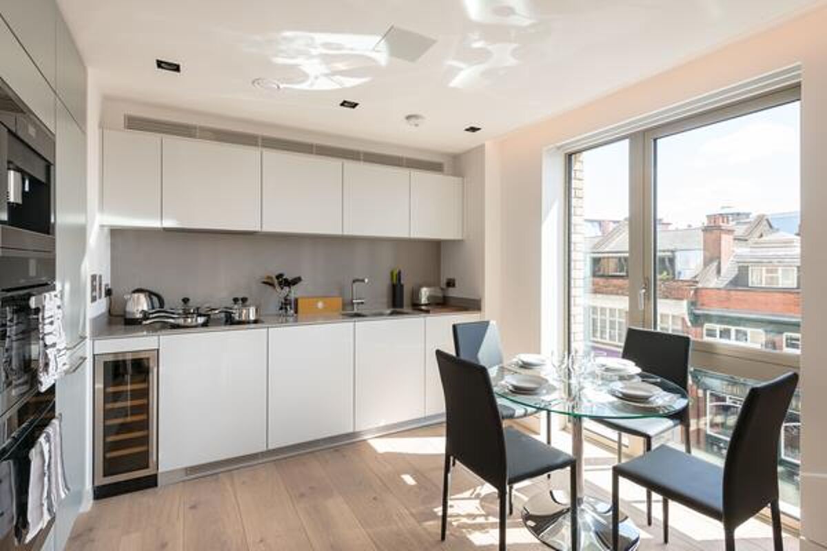 flat to rent in Still Walk, One Tower Bridge, London, SE1 ...