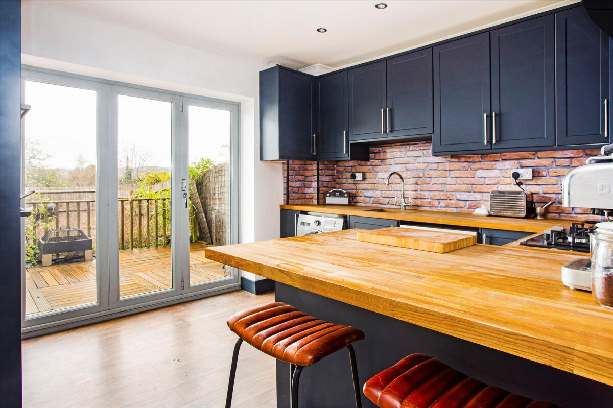 house for sale in Seal Road, Sevenoaks, Kent, TN14 - sev012355367 ...