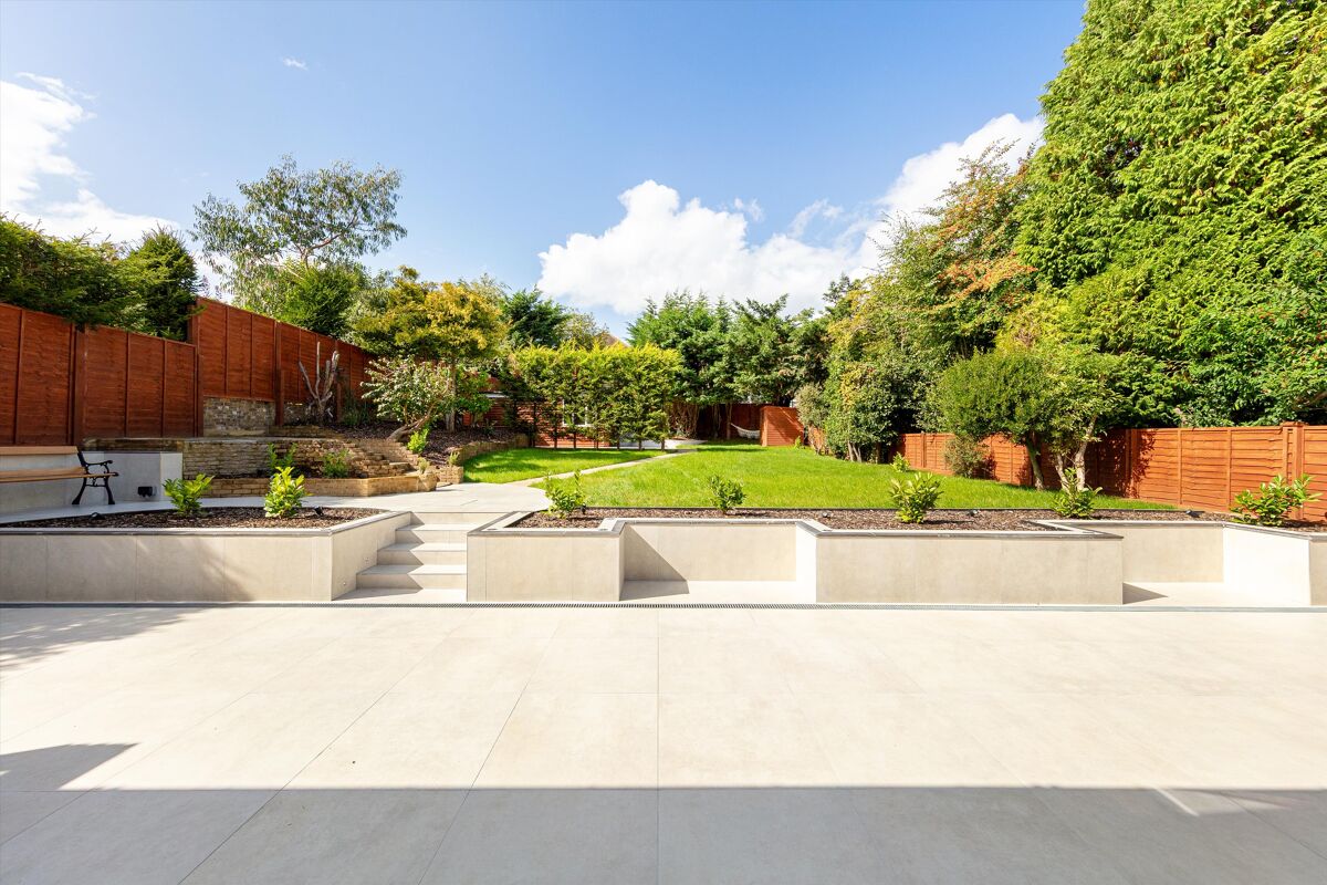 house for sale in Downsview Road, Sevenoaks, Kent, TN13 - sev012511319 ...