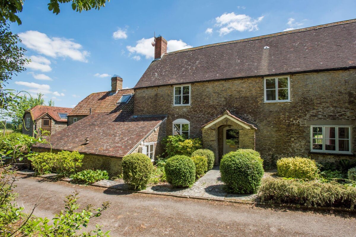 Lower Farm House is a fine, period farmhouse and outbuildings with ...