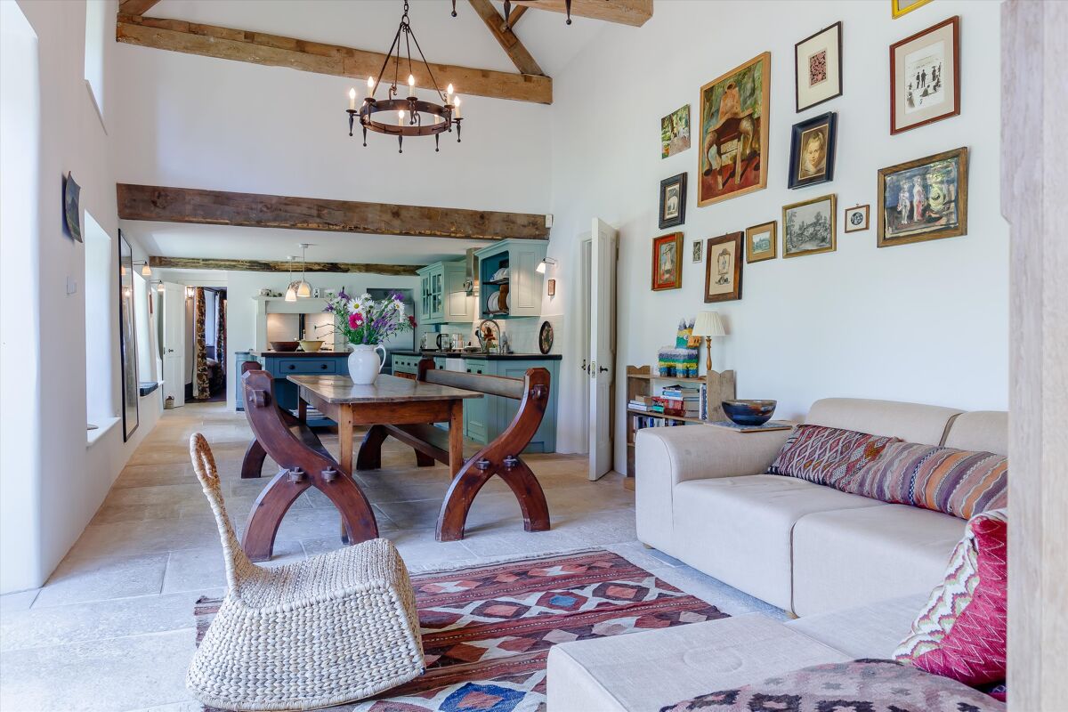 Keyham House is an unlisted Regency family house with a large walled ...