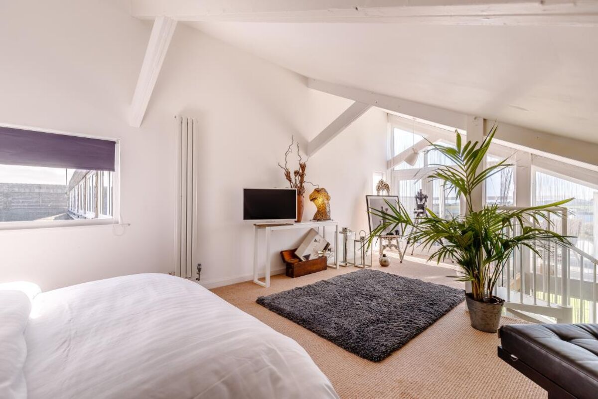 house for sale in Llanfaelog, Ty Croes, Sir Ynys Mon, LL63 ...