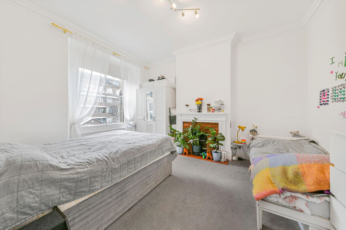 flat to rent in St. Johns Wood High Street, London, NW8 - sjq012594470 ...
