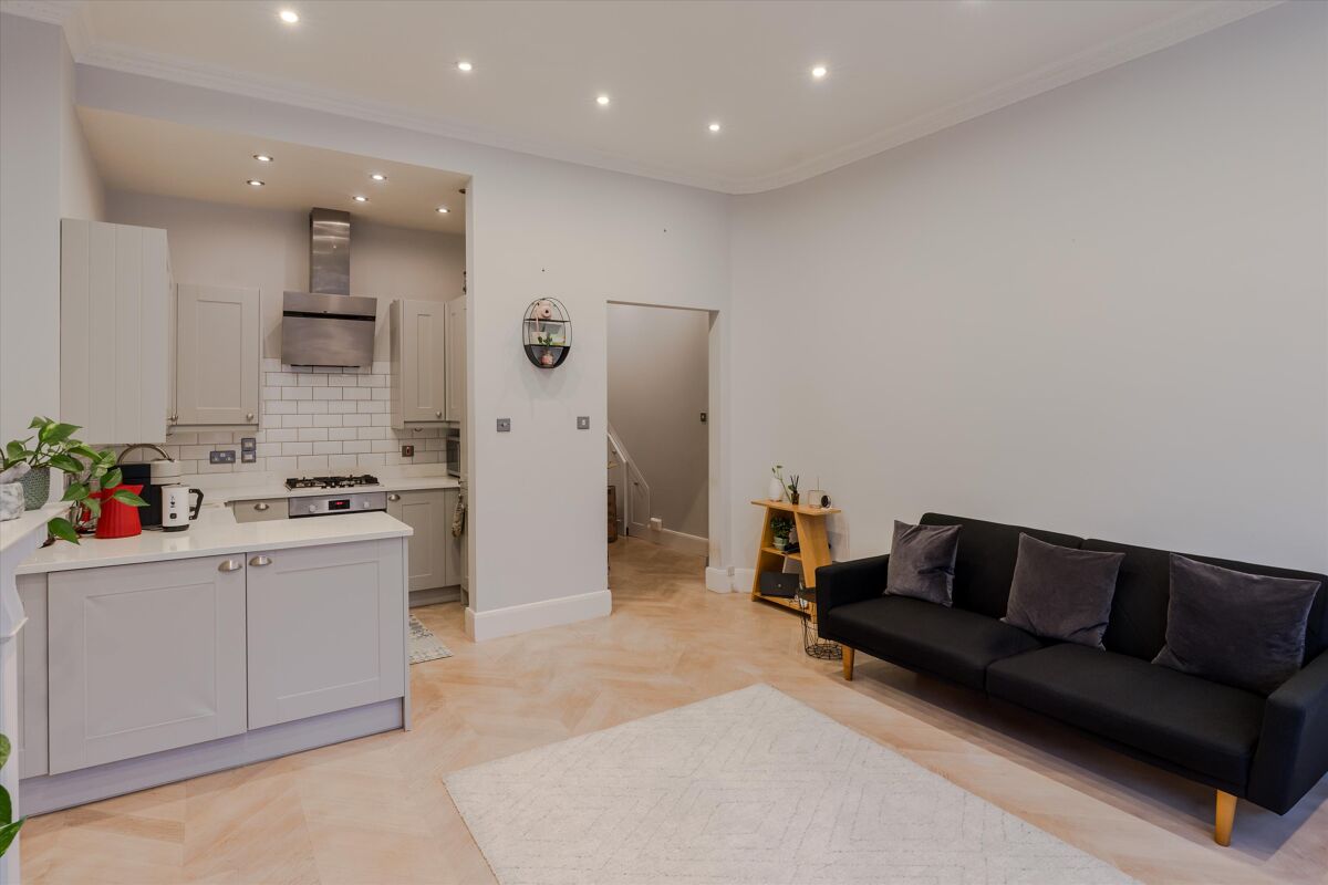 flat for sale in Elgin Avenue, Maida Vale W9 - sjw012446188 | Knight Frank