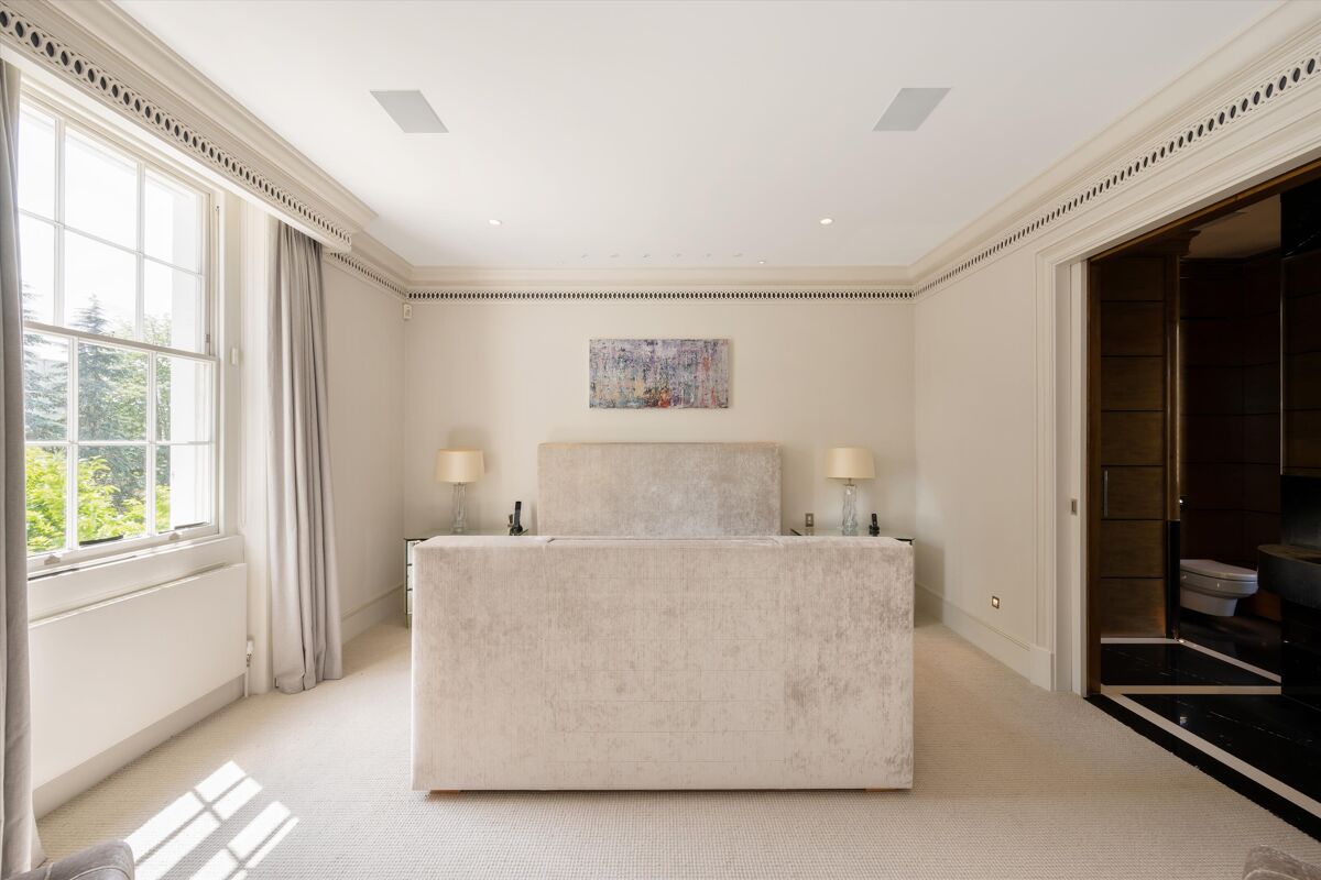 house for sale in Cavendish Close, St Johns Wood, London, NW8 ...