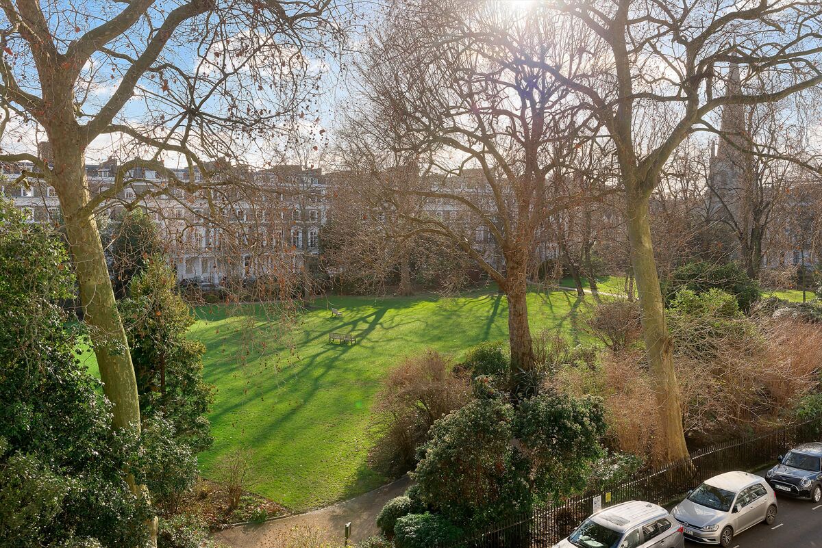 flat for sale in Onslow Square, London, SW7. - sla012223874 | Knight Frank