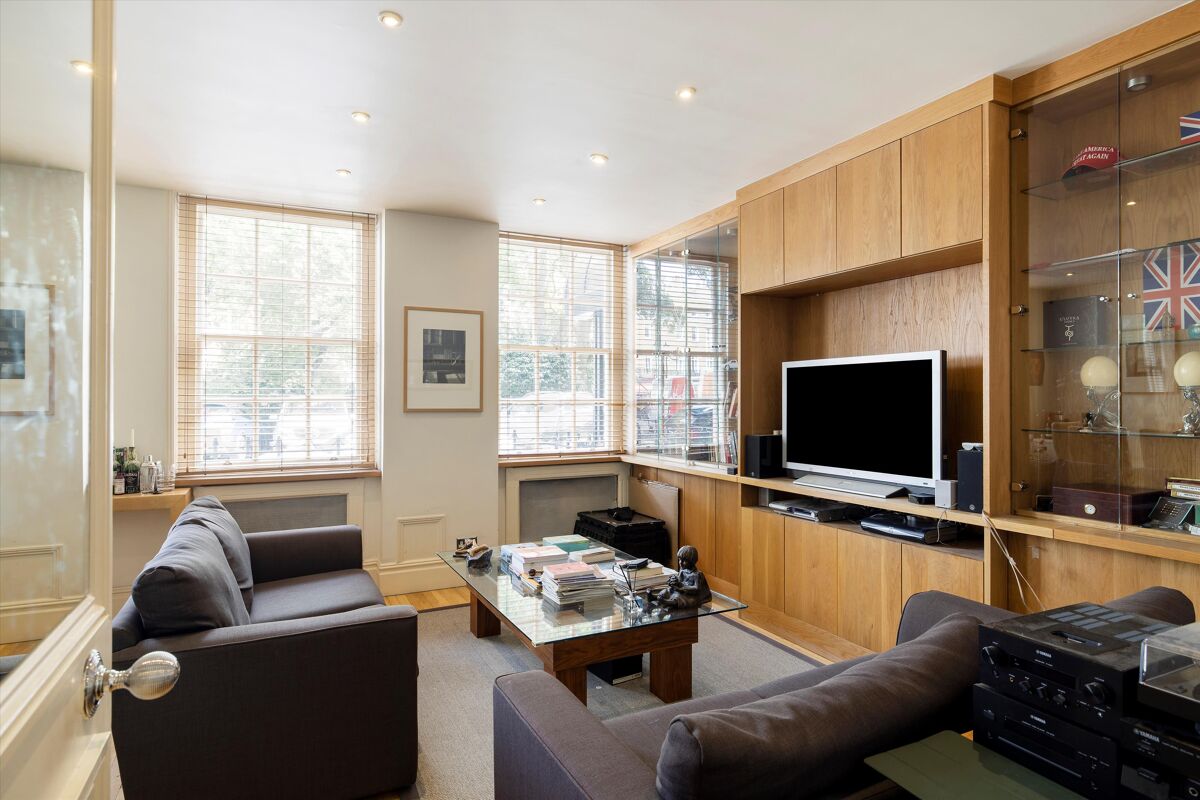 flat for sale in Lowndes Square, London, SW1X - sla012238403 | Knight Frank