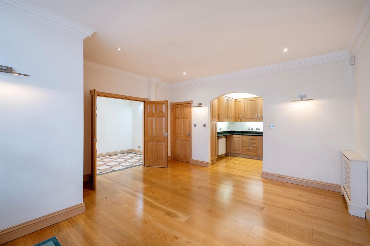 house for sale in Princes Gate Mews, London, SW7 - sla012442049 ...