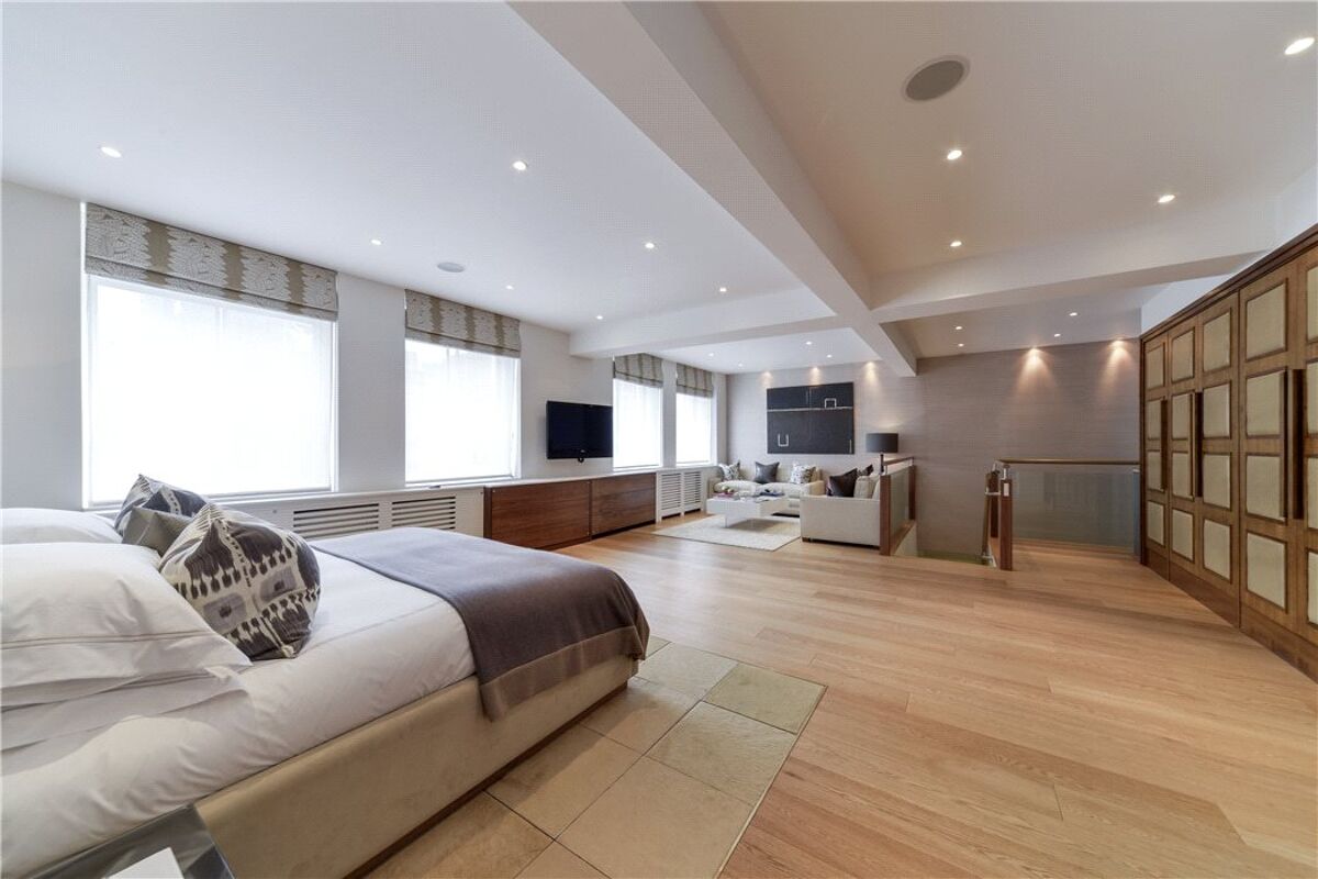 flat for sale in Cheval House, 30-32 Montpelier Walk, Knightsbridge ...