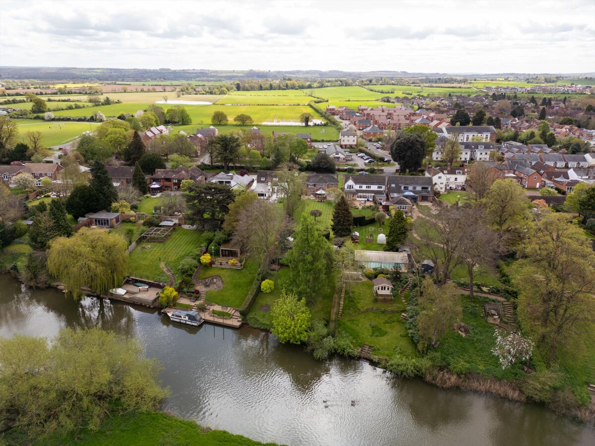 house for sale in Beeches Walk, Tiddington, Stratford-upon-Avon ...