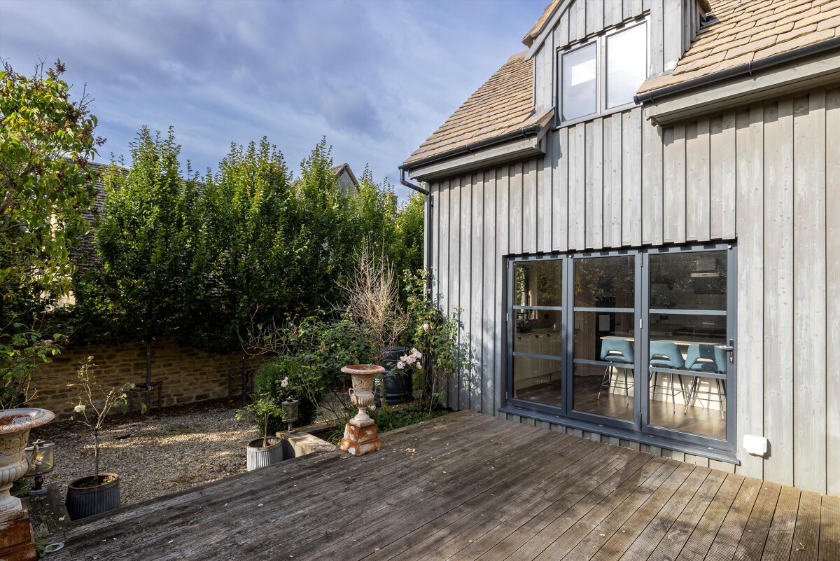 house for sale in Meadowbank Barn, Ascott-under-Wychwood, Chipping ...