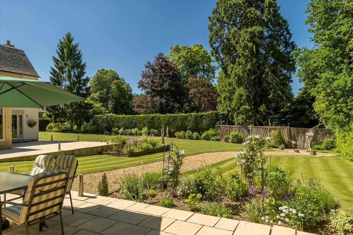 house for sale in Great Rissington, Gloucestershire, GL54 - stw150065 ...