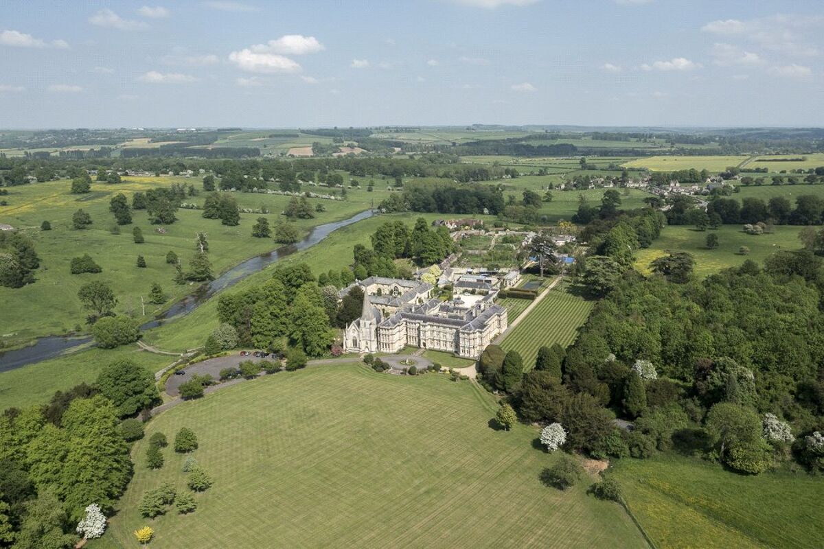 Flat For Sale In Sherborne House Sherborne Cheltenham Gl54