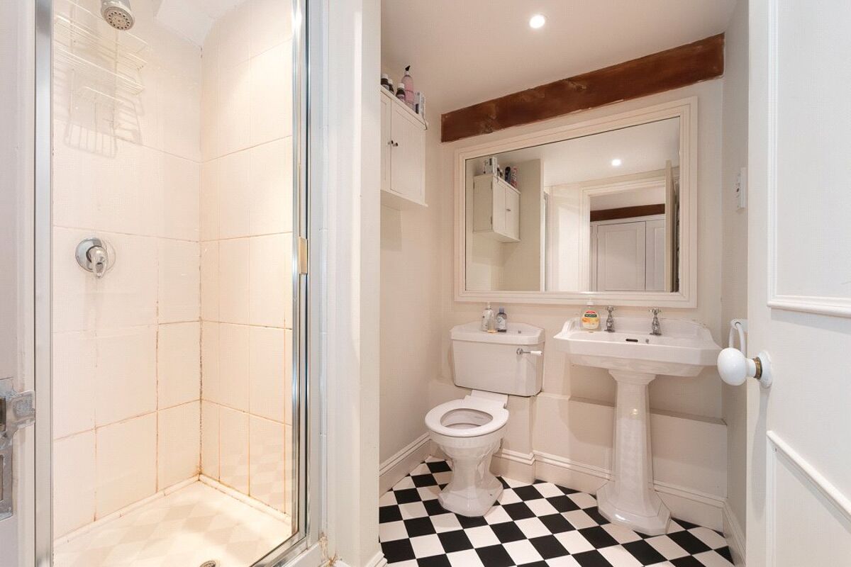 อสังหาริมทรัพย์สำหรับจำหน่าย - The Moat, Kingham, Chipping Norton ...