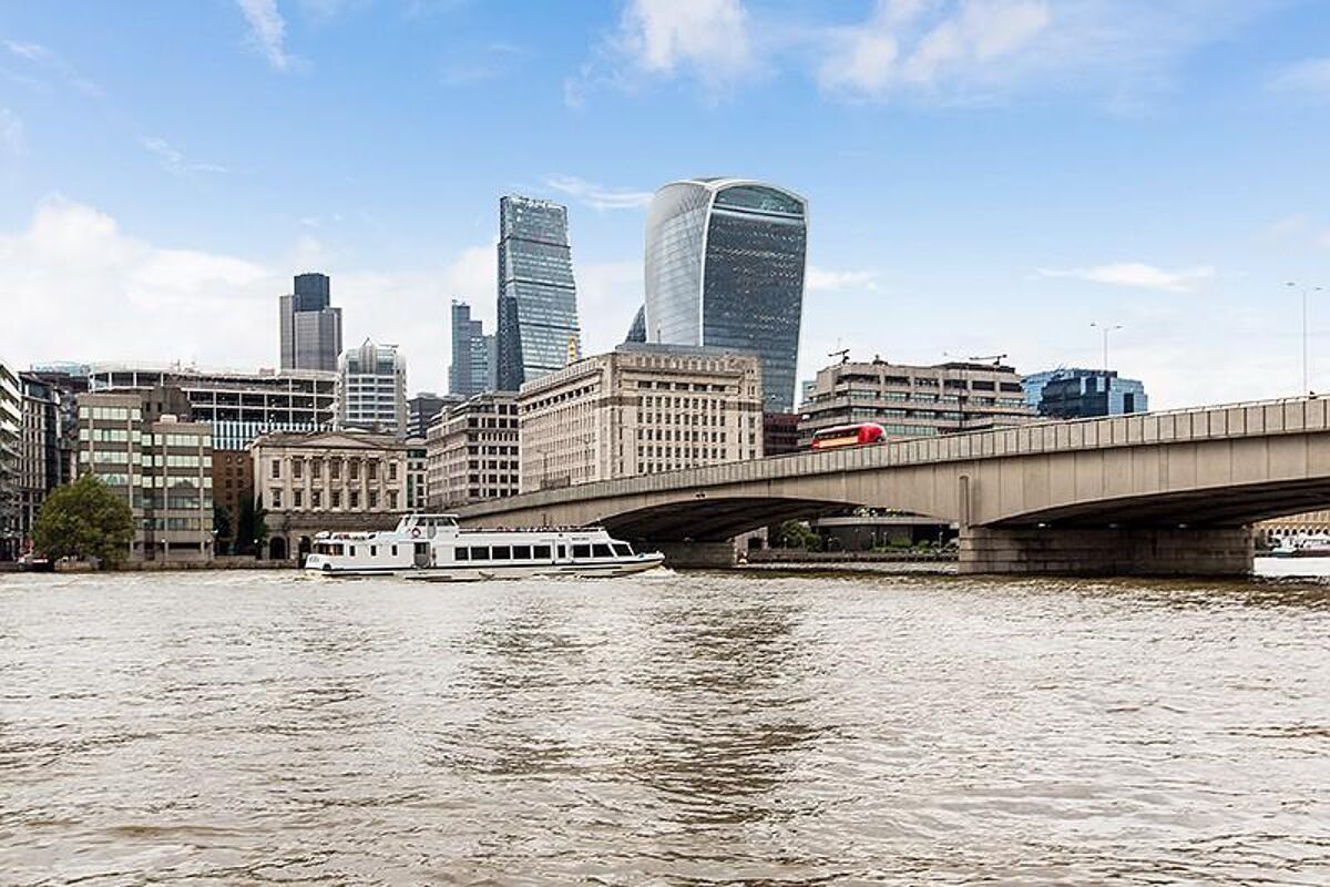 flat to rent in Montague Close, London Bridge, London SE1 ...