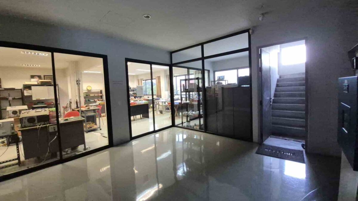 4-Storey Home Office with Private Elevator and swimming pool | Knight ...