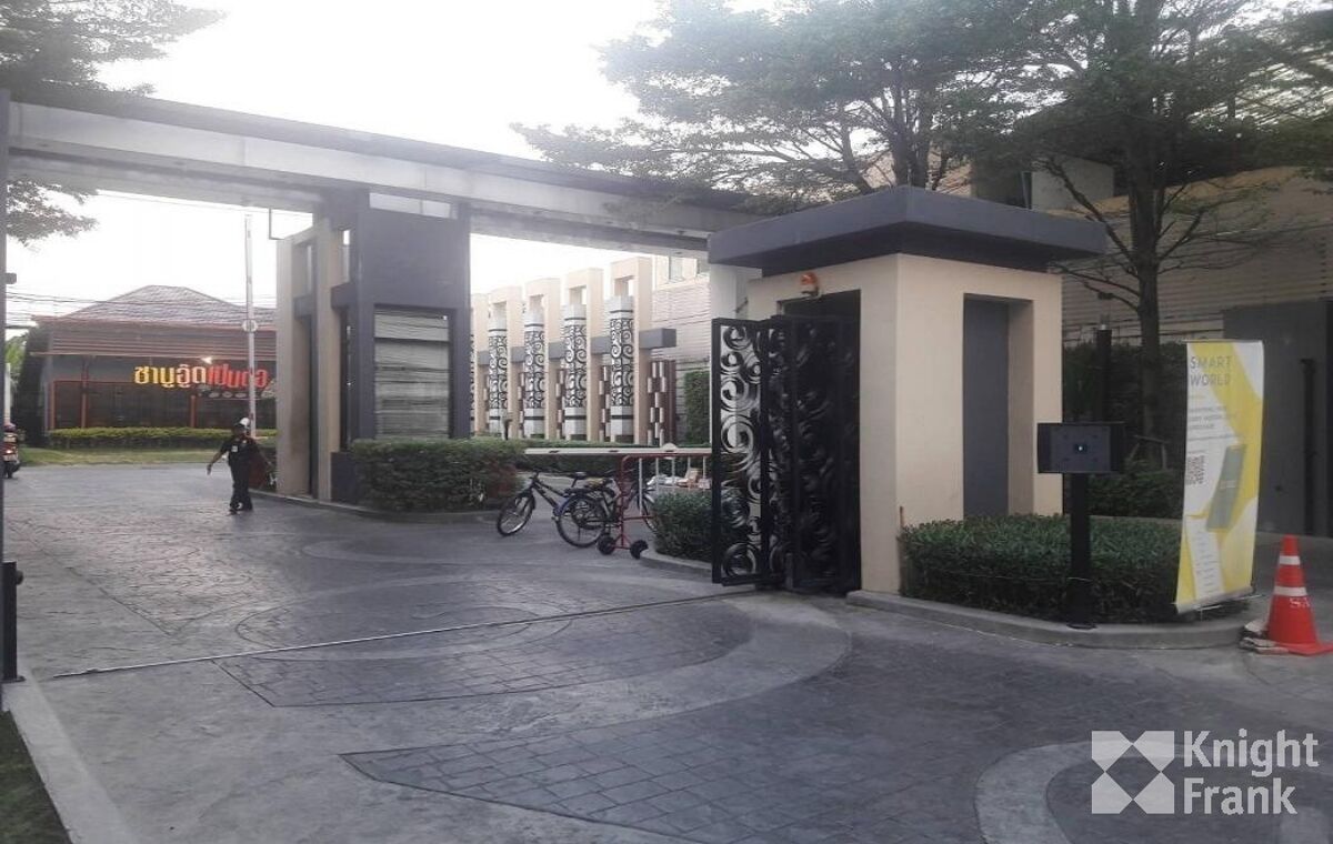 house for sale in Ratchadaphisek, Baan Klang Muang Ratchada 36, 300 sq ...