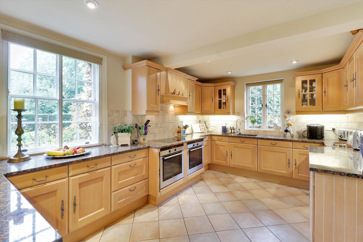 house for sale in Lamberhurst Down, Lamberhurst, Tunbridge Wells, Kent, TN3 - tnw012013241 ...