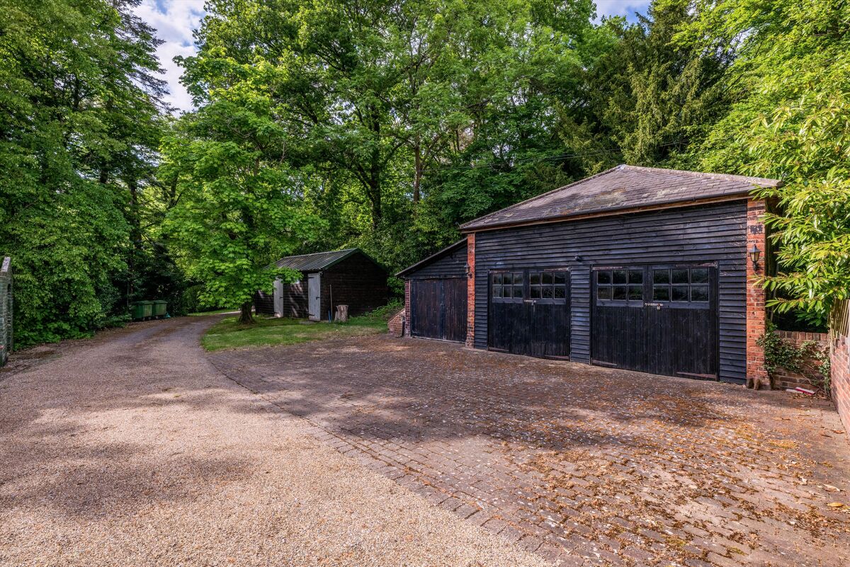 house for sale in Hartfield Road, Cowden, Kent, TN8 - tnw012064909 ...