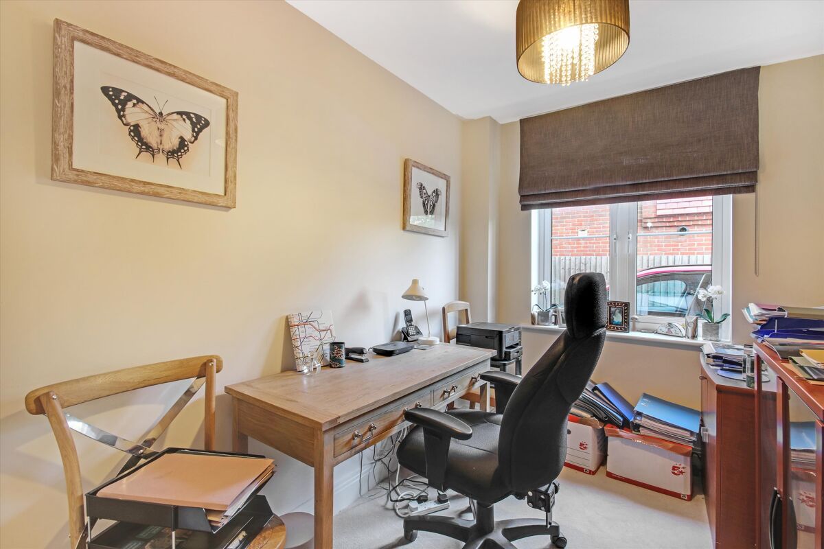 house for sale in Dukes Drive, Tunbridge Wells, Kent, TN2 ...