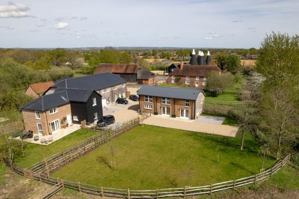 The Dutch Barn, Tatlingbury Farm, Capel | Knight Frank