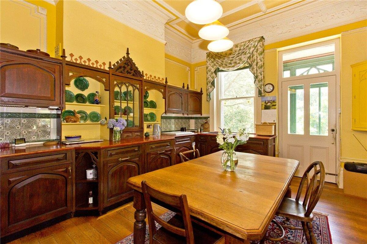 house for sale in Manor Park, Tunbridge Wells, Kent, TN4 - tnw160263 ...