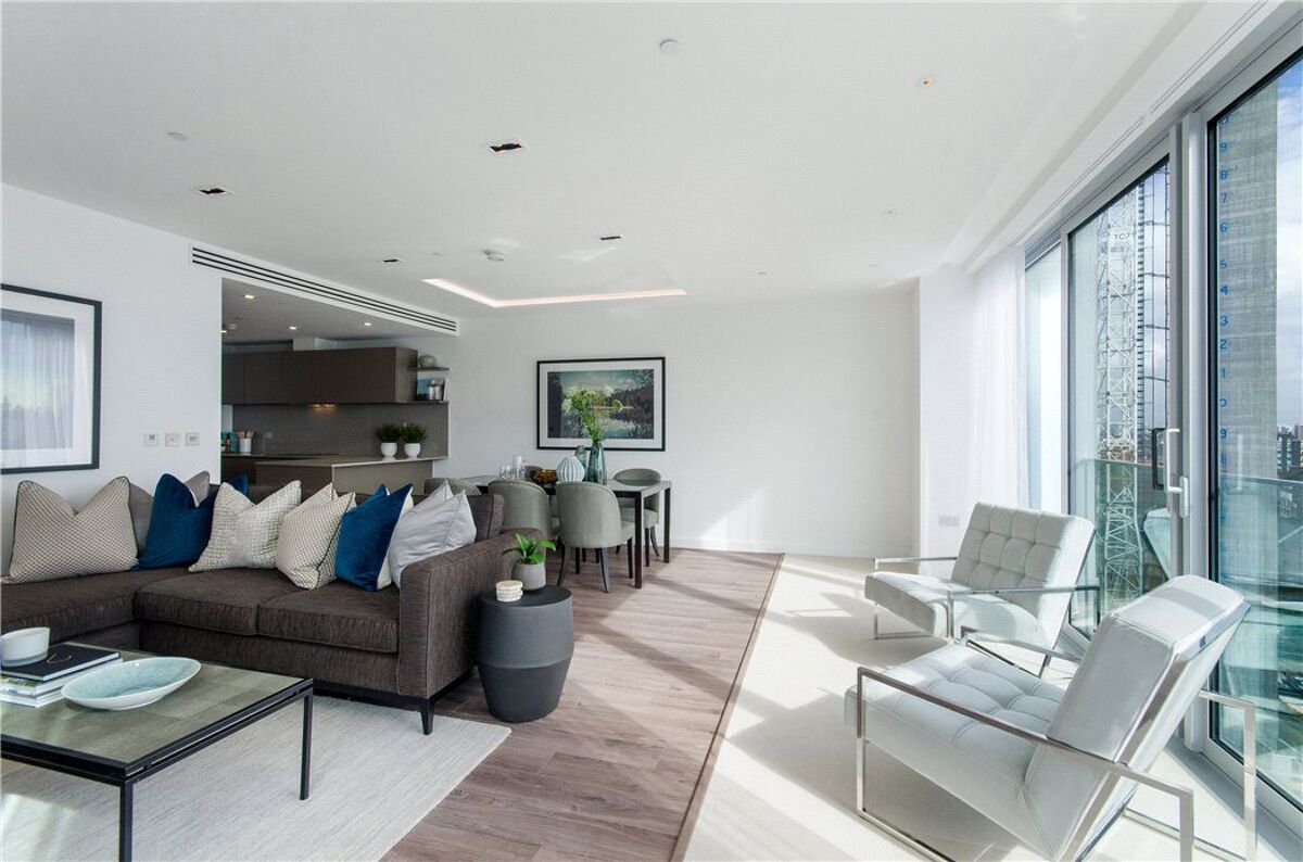 flat for sale in Satin House, 15 Piazza Walk, Aldgate, London, E1 ...