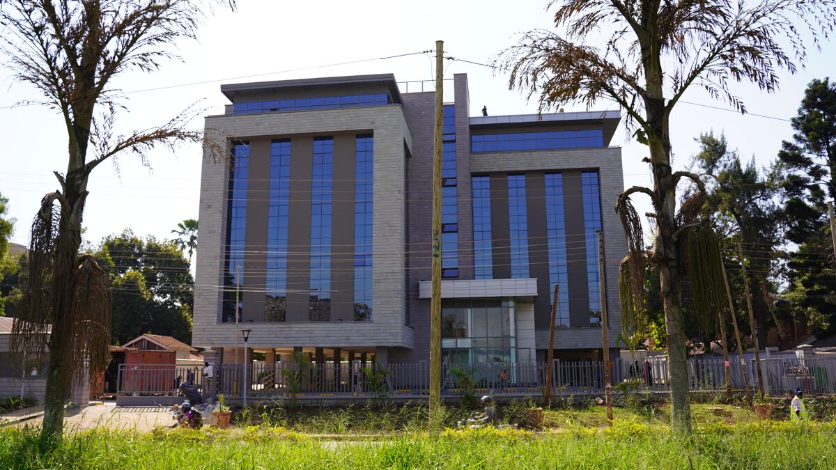 Condominium for sale in CS073, Bugolobi, Kampala - ugcs073 | Knight ...