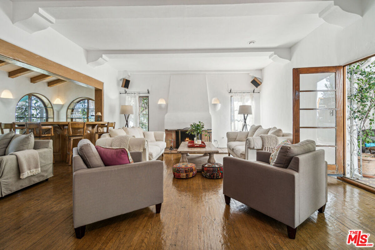 house for sale in 7825 Hillside Ave - Sunset Strip / Hollywood Hills ...