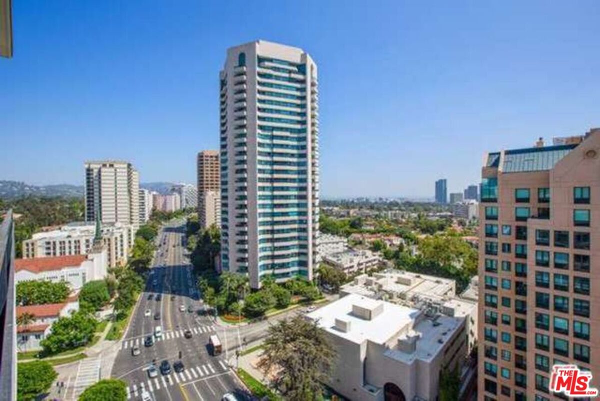 apartment to rent in 865 Comstock Ave, 2C - Westwood / Century City ...