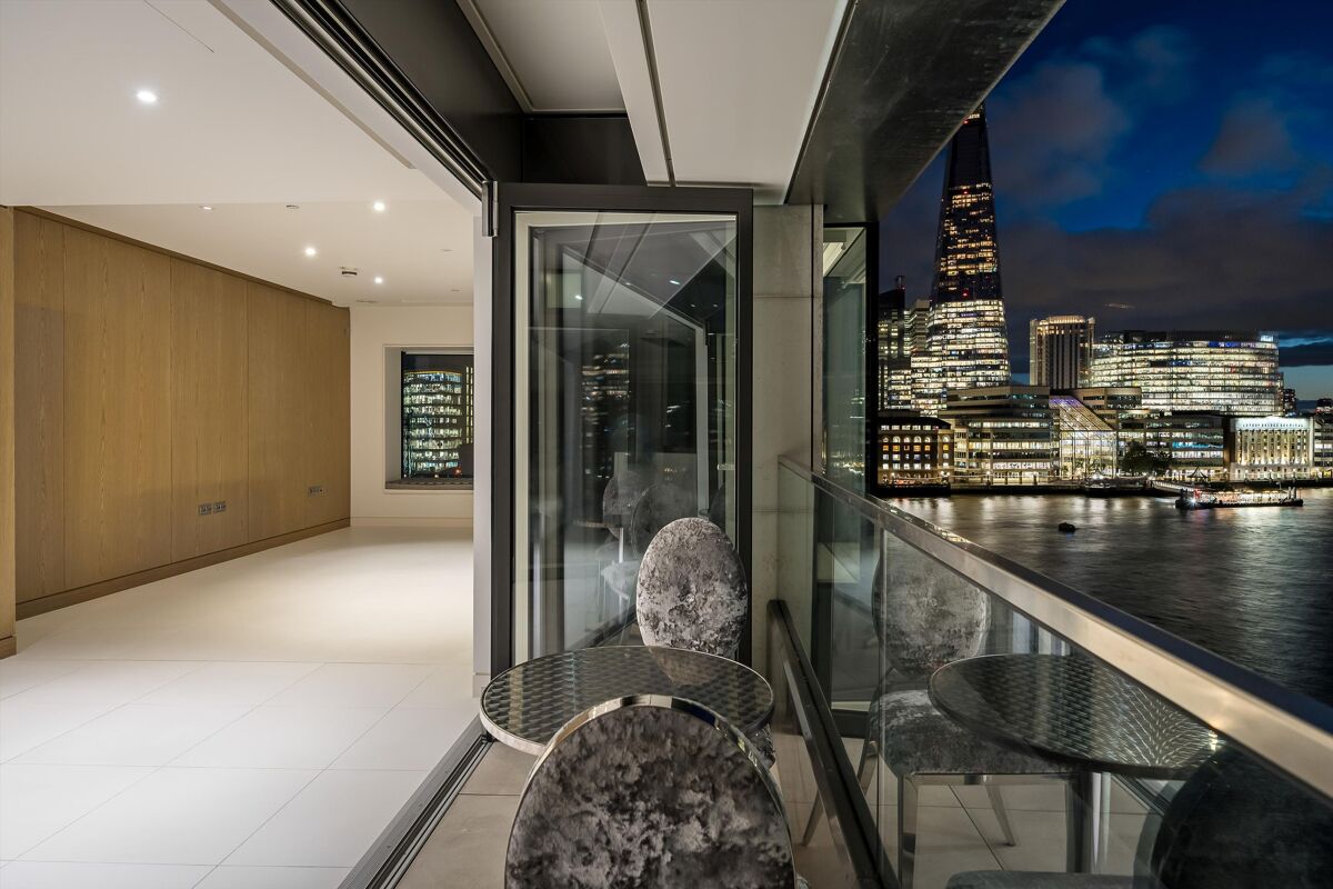 flat to rent in Sugar Quay, Water Lane, London, London, EC3R ...