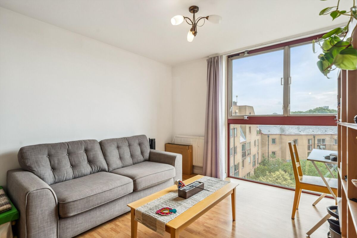 flat to rent in Spice Court, Asher Way, London, E1W - waq012535904 ...